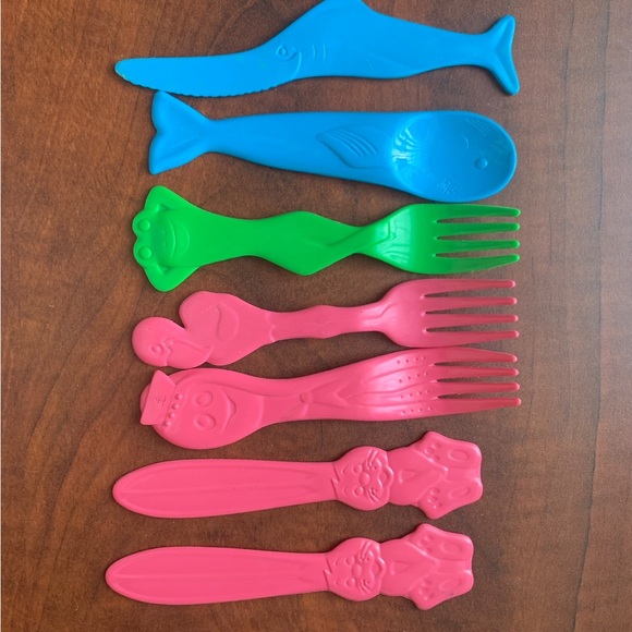 Zoo Pals | Other | Vintage Zoo Pals Bundle Kids Plastic Cutlery Animals ...